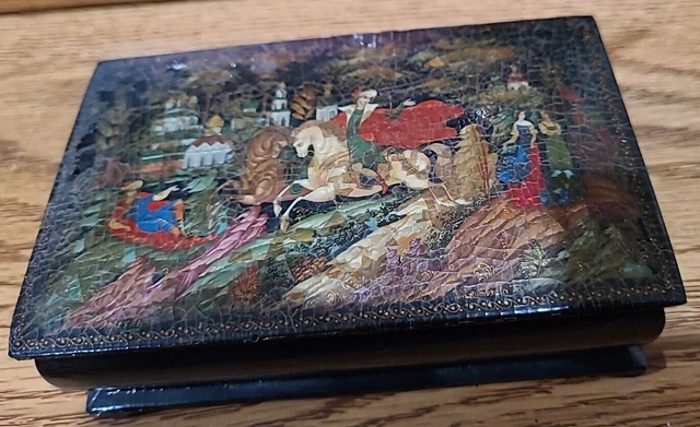 VTG HAND PAINTED Russian Mctepa Black Lacquer Hinged Trinket Box Man on ...