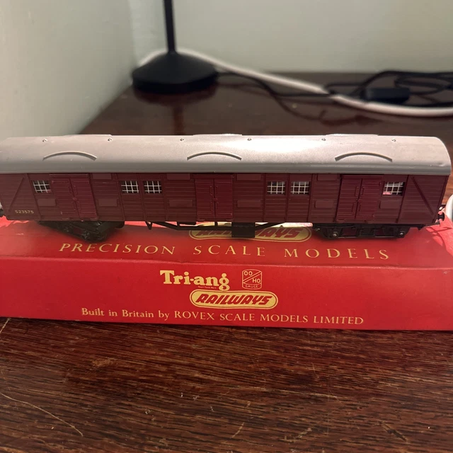 TRI-ANG RAILWAYS R227 Post Office Waggon with Opening Doors OO Gauge £ ...