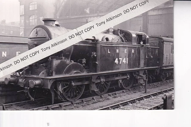 LNER EX Gnr - N2 Class 0-6-2T No. 4741 @ Kings Cross - Photo #14936 £1. ...