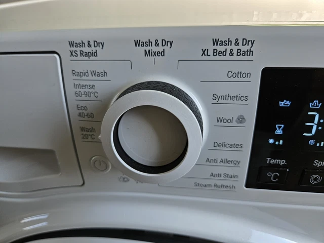 HOTPOINT 9KG WASHER Dryer, Steam Function, 10 Months Old, Immaculate ...