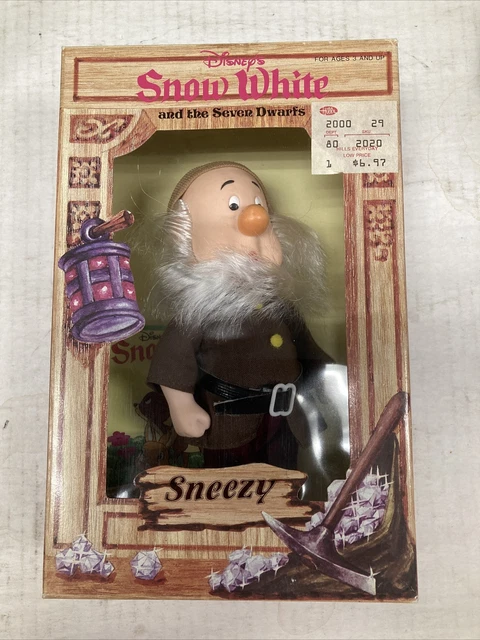 DISNEYS SNOW WHITE & Seven Dwarfs Sneezy Figure £23.27 - PicClick UK