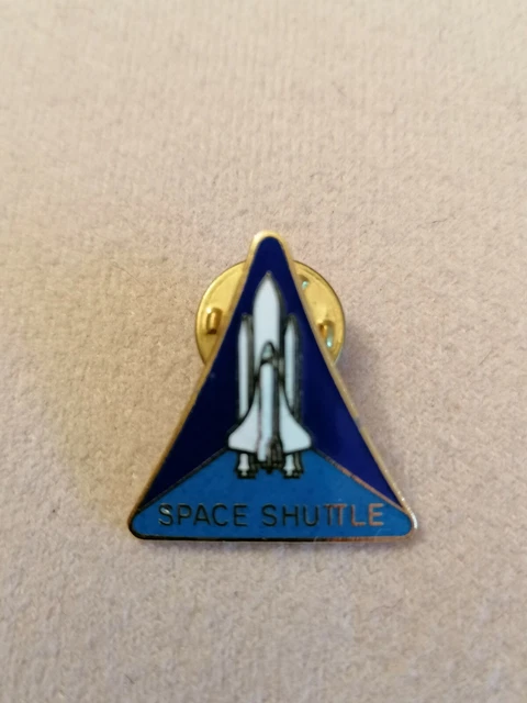 ORIGINAL PIN BUTTON NASA Space Shuttle 2,5 cm ca. 1990 Kennedy Space ...