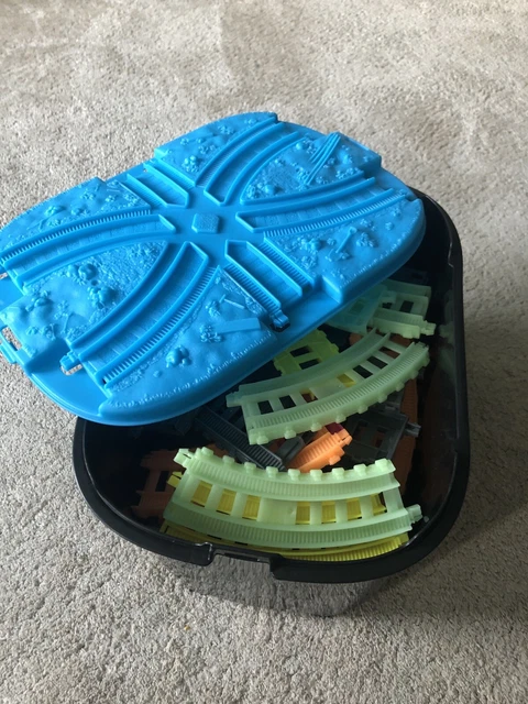 THOMAS & FRIENDS Track Master Glow in the Dark Glowing Train Track Toy ...