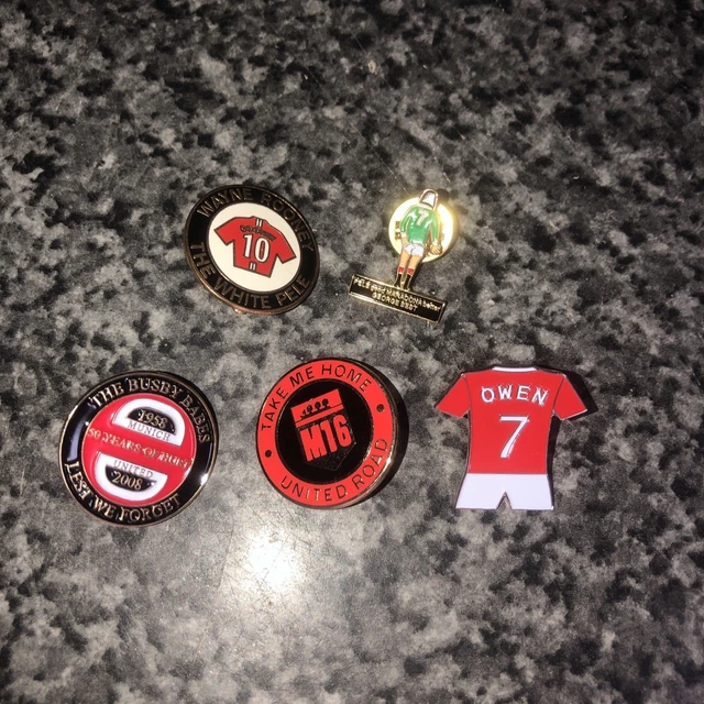 MANCHESTER UNITED PIN Badges X5 £10.78 - PicClick UK