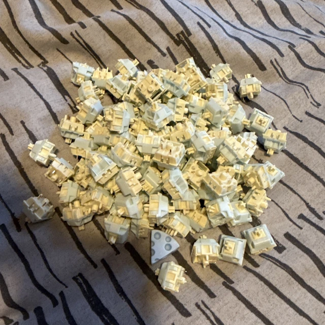 KEYGEEK BLUE CHEESE V2 by Keys in Cheese Studio Switches x110 £38.11 ...