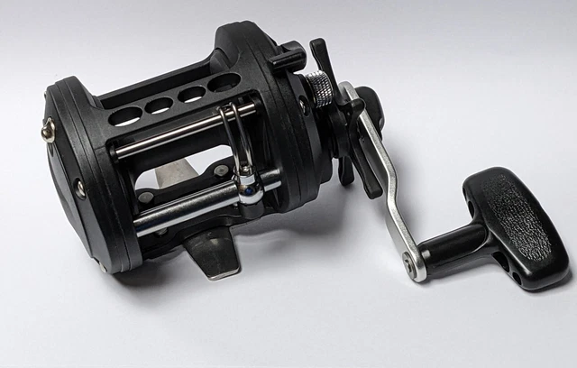 OKUMA CLASSIC PRO Star Drag Reel CLX300LXA Left Handed £48.49 - PicClick UK