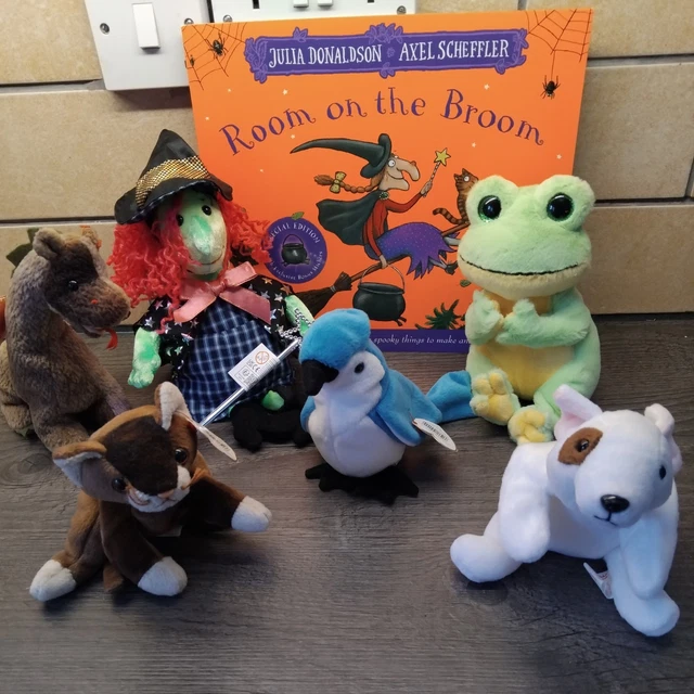 STORY SACK RESOURCE Room on The Broom 6 Quality Soft Toys Wand NEW Book ...