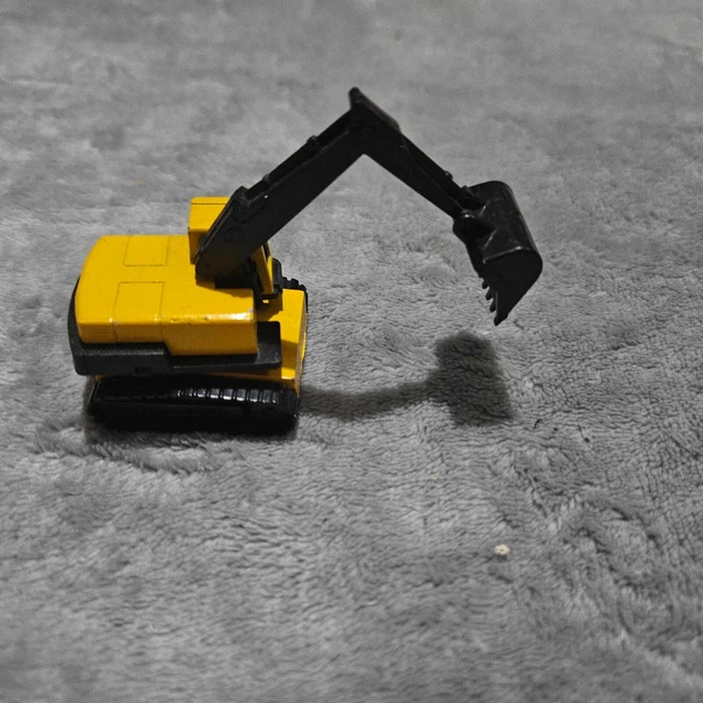 MAJORETTE 1:100 SCALE Model Digger - PELLE MECANIQUE (No 242) £7.99 ...