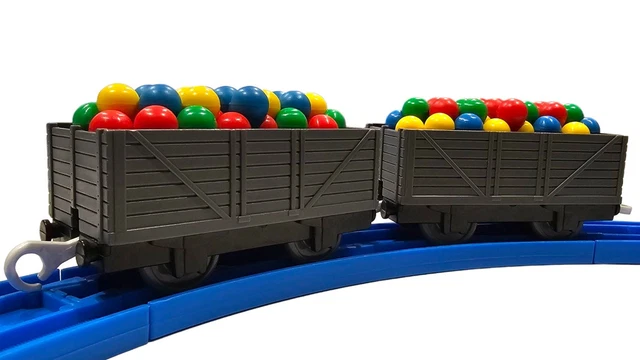 TOMY TRACKMASTER THOMAS & Friends Faceless Troublesome Trucks W Balloon ...