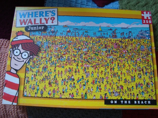 WHERE'S WALLY JUNIOR On the Beach 250 pieces £1.95 - PicClick UK