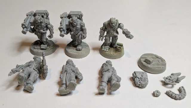TECHMARINE SERVITORS - Warhammer 40k Space Marine Ad Mech OOP Resin ...