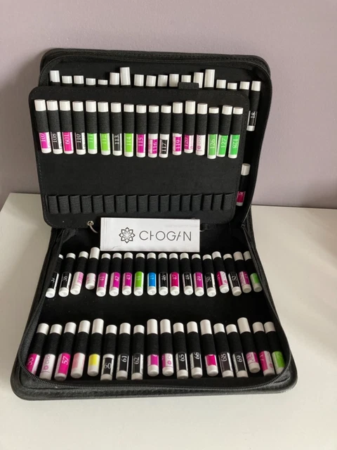 MALETTE ECHANTILLONS PARFUMS Chogan, comme neuf, vendu avec catalogues ...