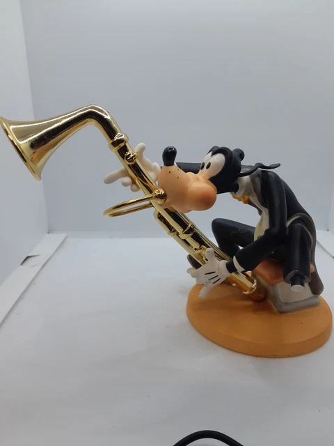WALT DISNEY CLASSICS WDCC Goofy Grace Notes Symphony Hour Retired READ ...