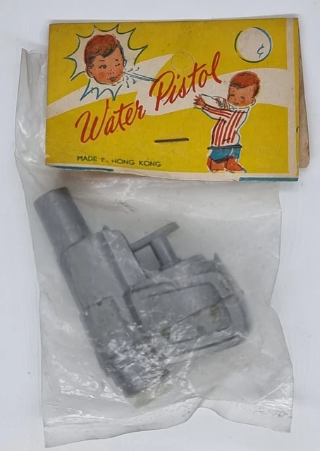 VINTAGE WATER PISTOL GUN 1950s Rack Pack Toy Made In Hong Kong $34.99 ...