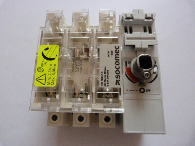 SOCOMEC INTERRUPTEUR SECTIONNEUR fusibles fuserbloc TS14x51 3x50A ...