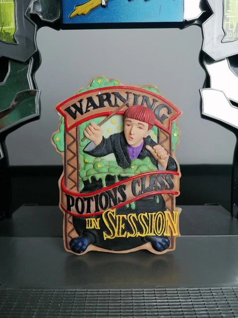 HARRY POTTER WALL Plaque Sign by Enesco Ron Weasley Potions Class £9.99 ...