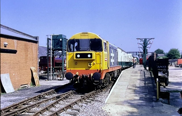 CLASS 20 TRAIN 35mm Colour Slide-20227 - See note- £2.99 - PicClick UK