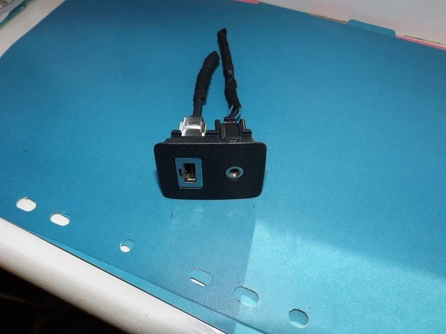 FORD FIESTA MK7 Usb Aux Panel £8.75 - PicClick UK