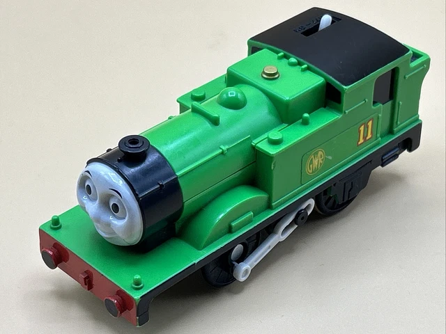 TOMY THOMAS & Friends Trackmaster Motorised Oliver 11 GWR Green Toy ...