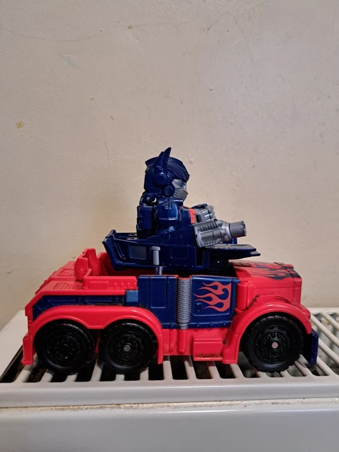 2008 HASBRO.TRANSFORMER OPTIMUS PRIME TRUCK tomy 6" long. £9.99 ...