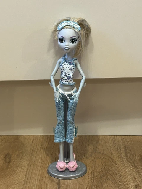 MONSTER HIGH LAGOONA Blue Dead Tired Doll With Fins And Including Stand ...