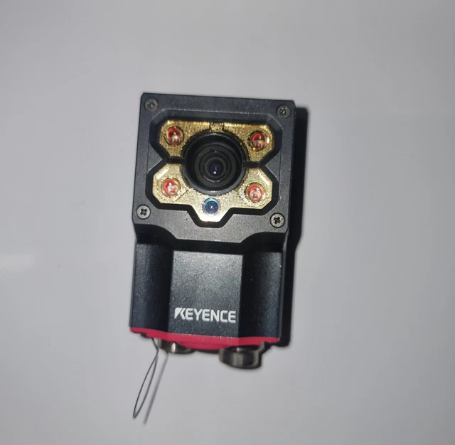 KEYENCE SR-1000W SR1000W Automatic Focus 2D Barcode Reader £575.00 ...