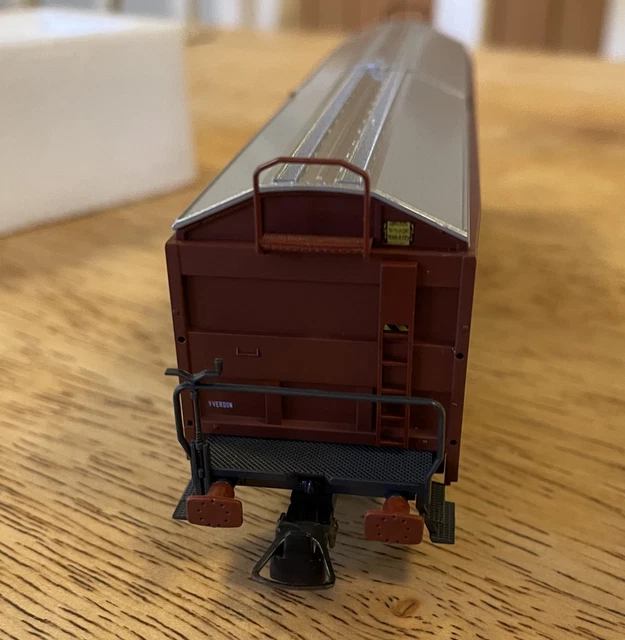 ROCO HO GAUGE SBB 2 axle boxed wagon 47416, BOXED, good condition . £16 ...