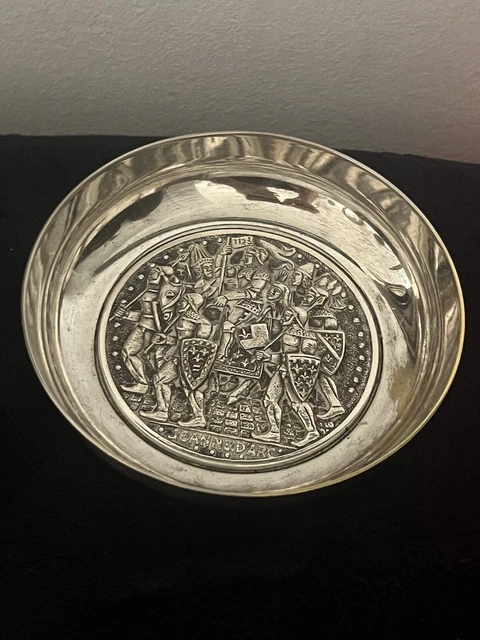 ANCIENNE COUPE METAL Argente Augis - Jeanne D'arc Silver Plated EUR 35 ...