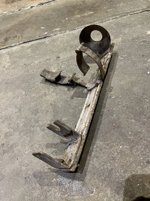 FIRE EXTINGUISHER BRACKET For Most Post War Military Vehicles. £14.00 ...