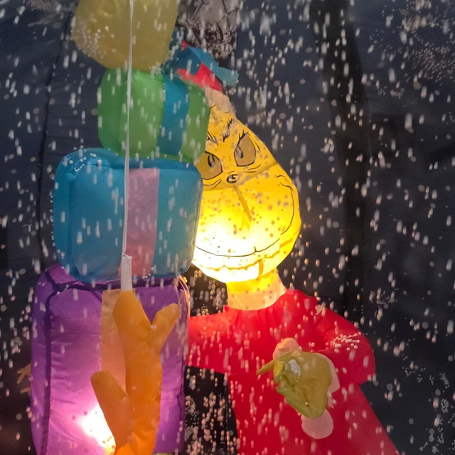 GEMMY CHRISTMAS AIRBLOWN Inflatable 6ft Animated Grinch Snowglobe £141. ...