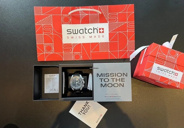 OMEGA X SWATCH MoonSwatch Mission to the Moonphase "SNOOPY" Black. EUR ...