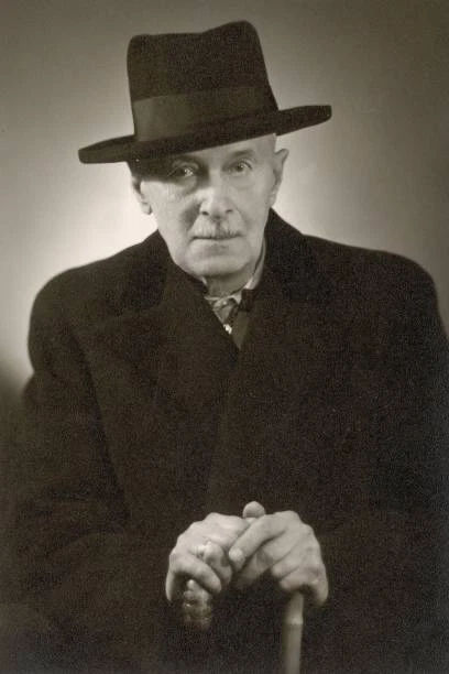 ARTHUR ROESSLER AUSTRIAN writer 1935 Old Historic Photo $9.00 - PicClick AU