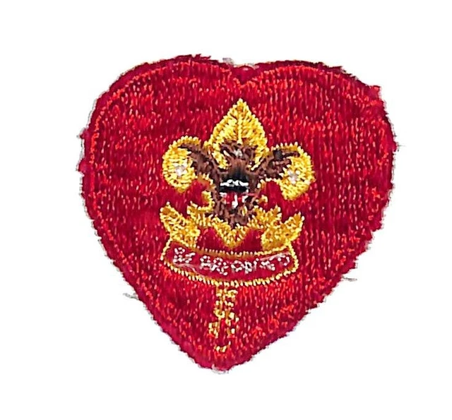 BOY SCOUTS BSA Embroidered Patch Life Scout Heart 1940's c1945*? Scarce ...