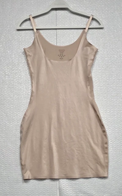 SPANX ASSETS RED Hot Label Full Slip Shapewear Adjustable Straps Beige ...