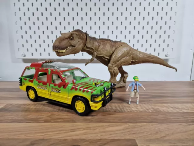 JURASSIC PARK LEGACY Collection Tyrannosaurus Rex Escape Ford Explorer ...