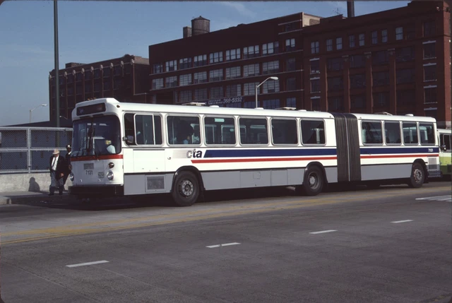 CTA CHICAGO TRANSIT Authority Man Bus Kodachrome original Kodak slide ...