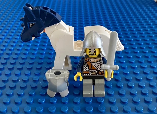 LEGO CASTLE MINIFIGURE Fantasy Era Crown Knight Scale Mail Horse Navy ...