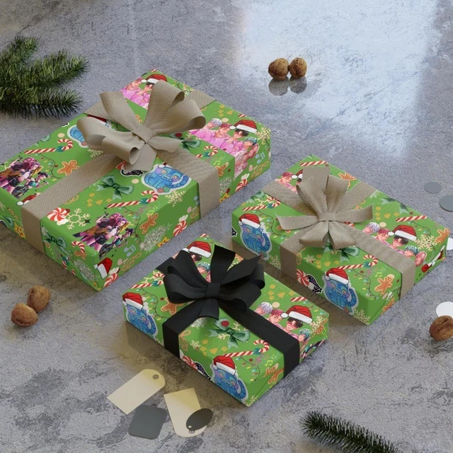 KPOP DEMON HUNTERS Wrapping Paper, Huntrix Saja Boys Derpy Christmas ...