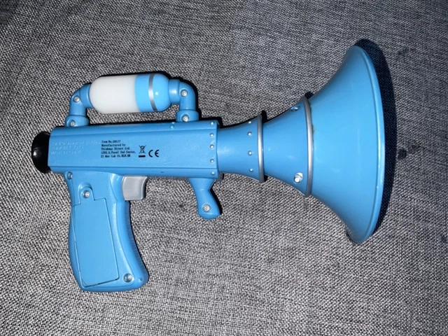 MINIONS FART GUN Blaster With Lights & Sounds - Thinkway Toys Universal ...