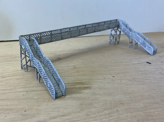 N GAUGE METAL Station Footbridge - Constructed. £3.20 - PicClick UK