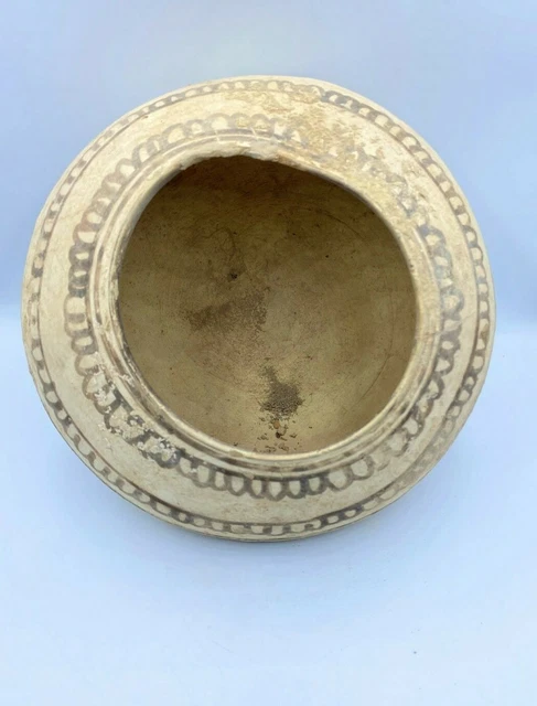 ANTIQUE INDUS VALLEY Terracotta Clay Vessel Pot Harappan Mehrgah £355. ...