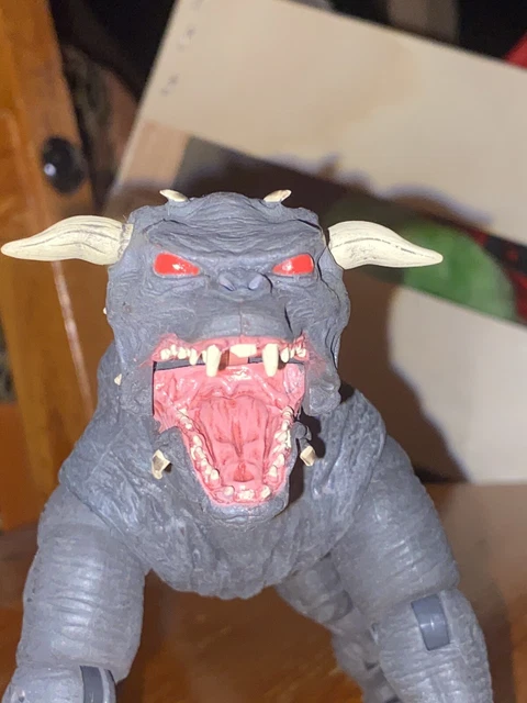 DIAMOND SELECT GHOSTBUSTERS Terror Dog And Gozer Action Figures ...