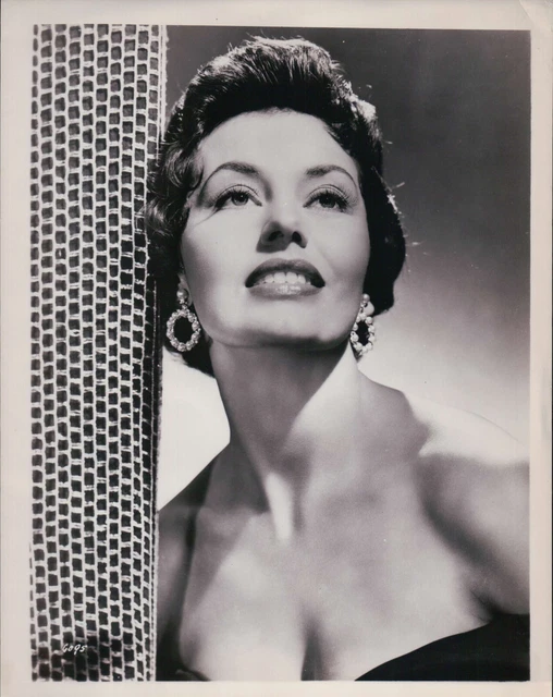 8X10 PUBLICITY PHOTO Cyd Charisse Actress And Dancer - EUR 4,44 ...
