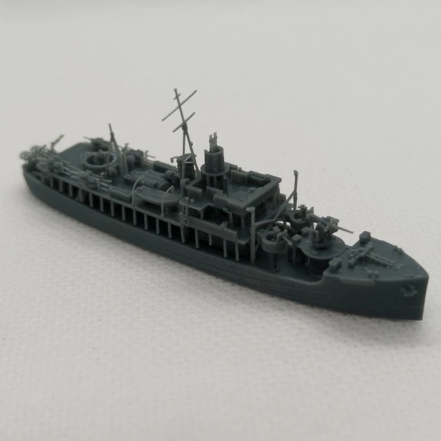 RHWS700015 1/700 HMS Greet Britannia Isles Class Armed Trawlers Liscomb ...