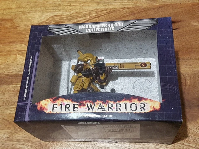 WARHAMMER 40K FIRE Warrior statue en polystone spectacle secondaire ...