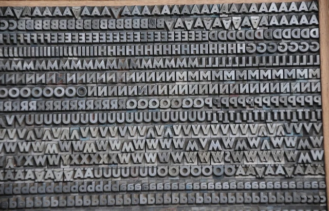 POLICE DE CARACTÈRES ERBAR 16 plomb lettres typographie imprimerie ...