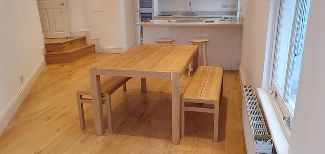 HABITAT RADIUS SOLID Oak 6 Seater Dining Table +2 Benches - PRISTINE! £ ...