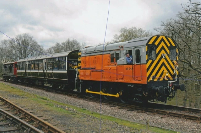 DIESEL RAILWAY TRAIN Picture Class 09 Photo Photograph Of 09018 Orange ...