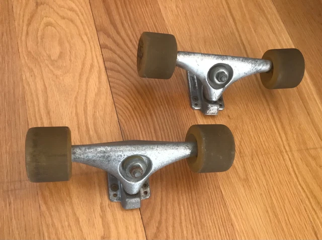 GULLWING TRUCKS NICK Carver + Sector Nine wheels EUR 50,00 - PicClick FR