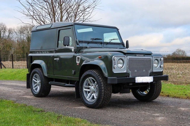 2005 05 LAND Rover Defender 2.5 90 Td5 County Hard Top 5D 120 Bhp ...
